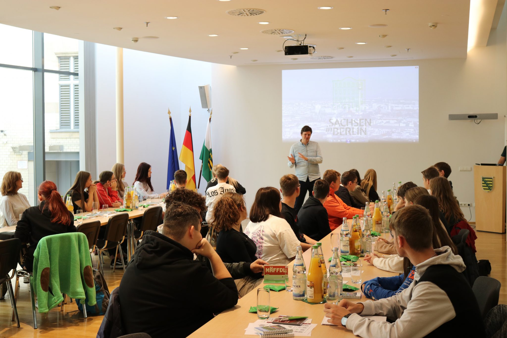 Berlin Exkursion der 10. Klassen zur Sächsischen Landesvertretung und ...