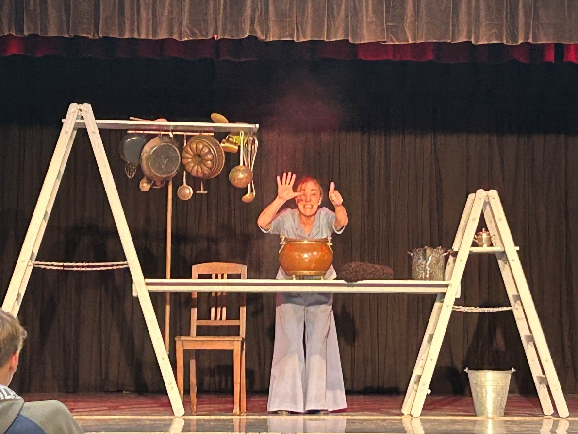One-Woman-Show „Faust“ an der OSB – Oberschule-Brandis